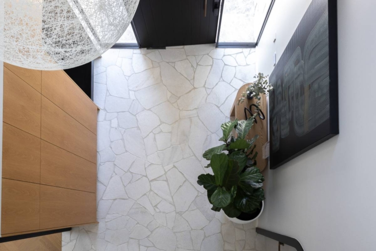 Explore Alpine Project - Show Tile