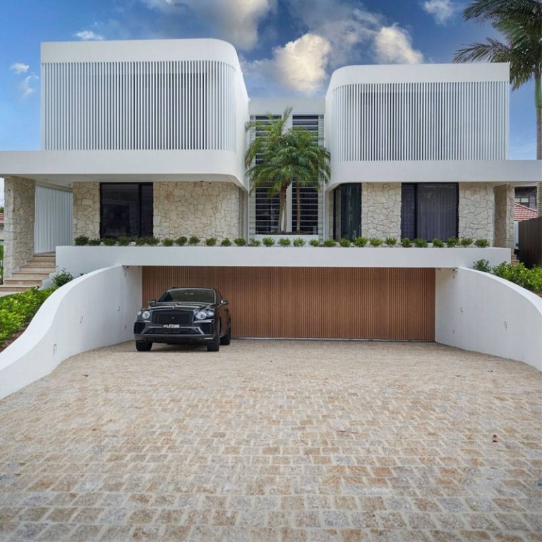 Explore Granite Honey Jasper Cobblestone Tiles- Show Tile